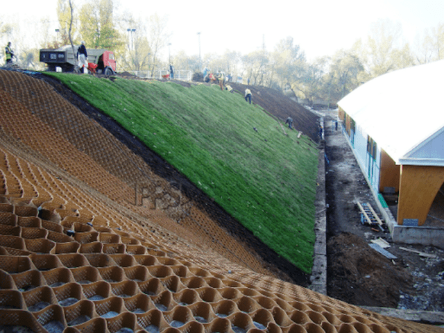 Thinking outside the box to build a greener world - WhiteOut Press