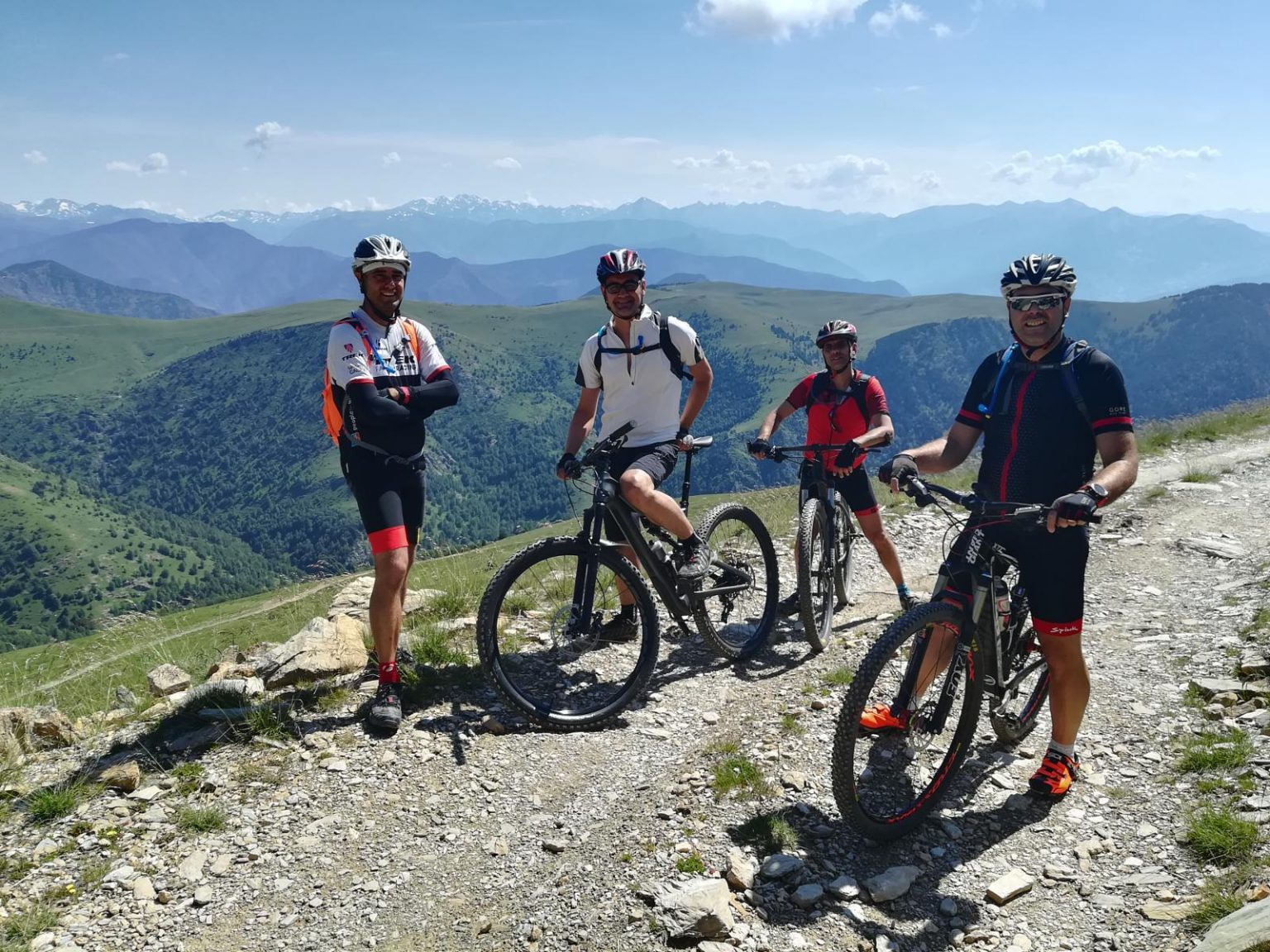Which Trans-Pyrenean Route is For you? - WhiteOut Press
