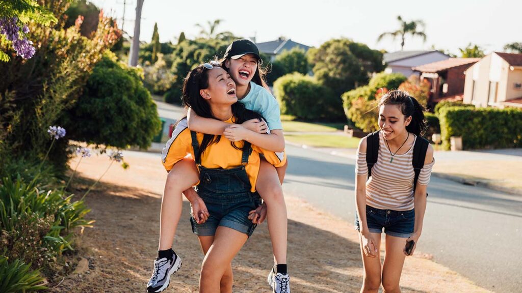 The Ultimate Guide to Helping Your Teen Make Friends - WhiteOut Press